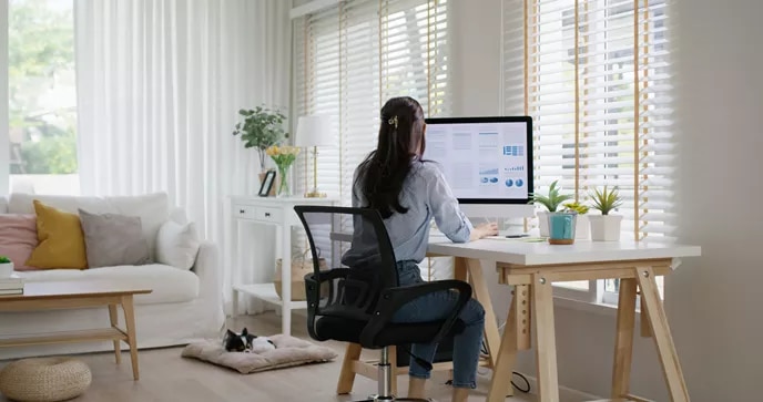Working from Home vs Office - Pros and Cons to Consider